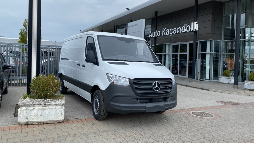 Mercedes-Benz Sprinter 311 2022 • Auto Kacandolli